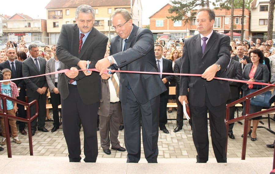 Në Podujevë u përurua shkolla e re – Komuna Podujeve