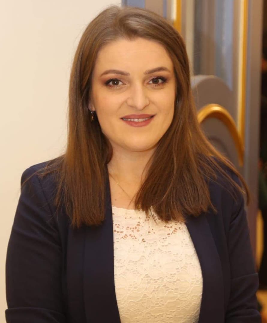 MIMOZA ABDULLAHU - Komuna Podujeve